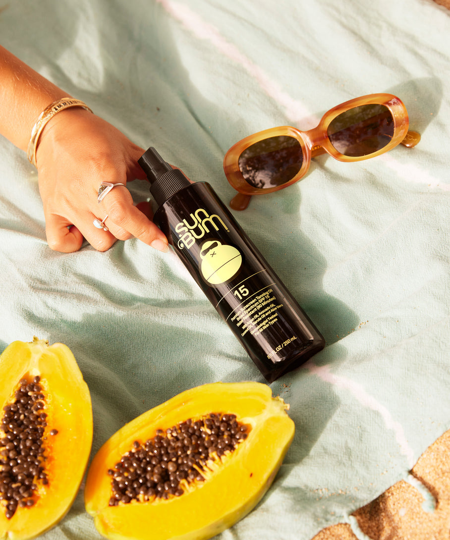 SPF 15 Tanning Oil: SPF 15 Sunscreen Tanning Oil Spray | Sun Bum